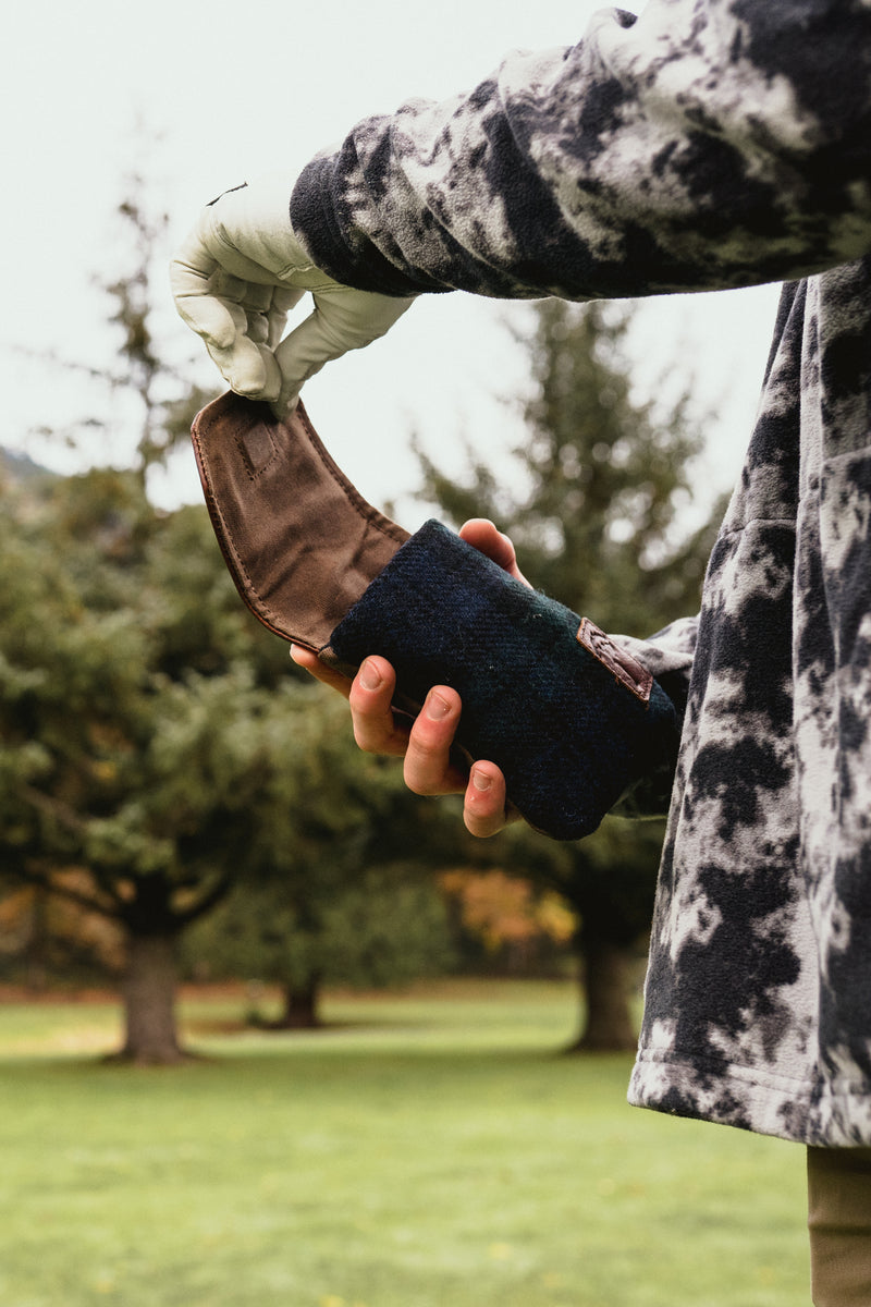 Harris Tweed Golf Rangefinder Case in Black Watch – Bluegrass Fairway