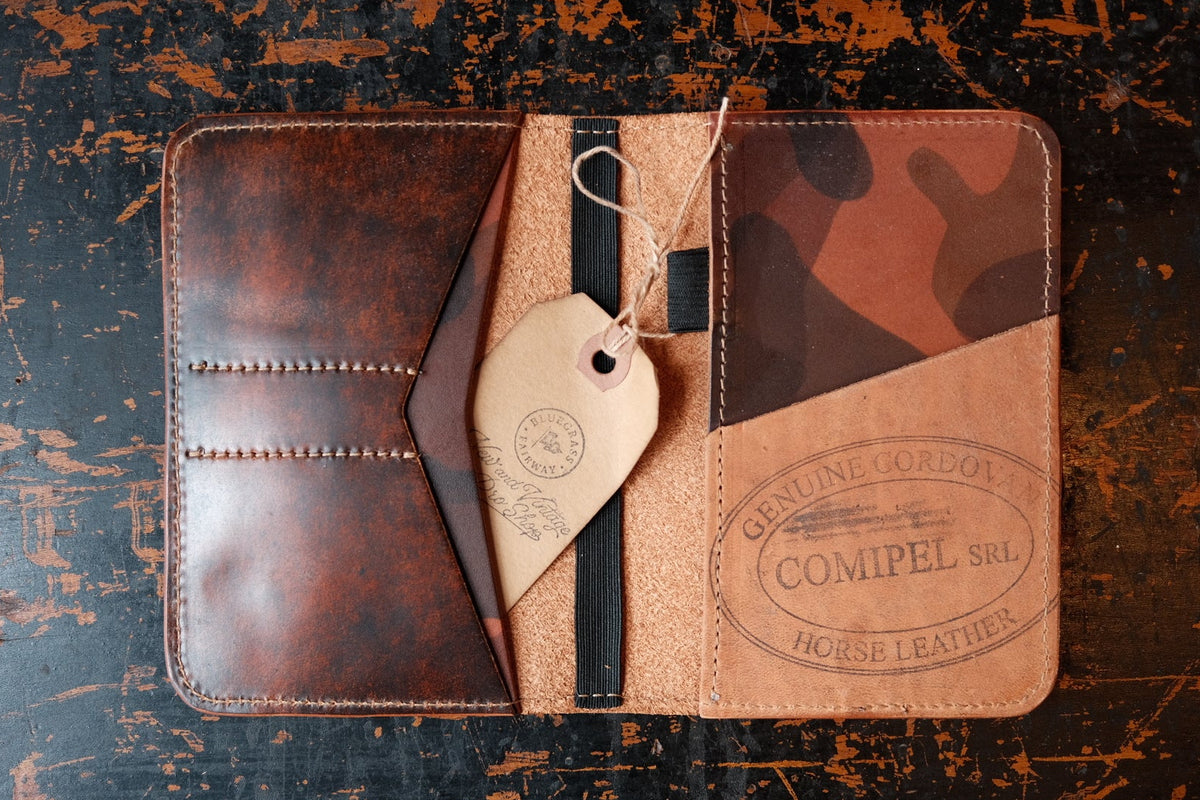 Single Barrel Collection Crenshaw Scorecard Holder in Camo / Shell Cor ...